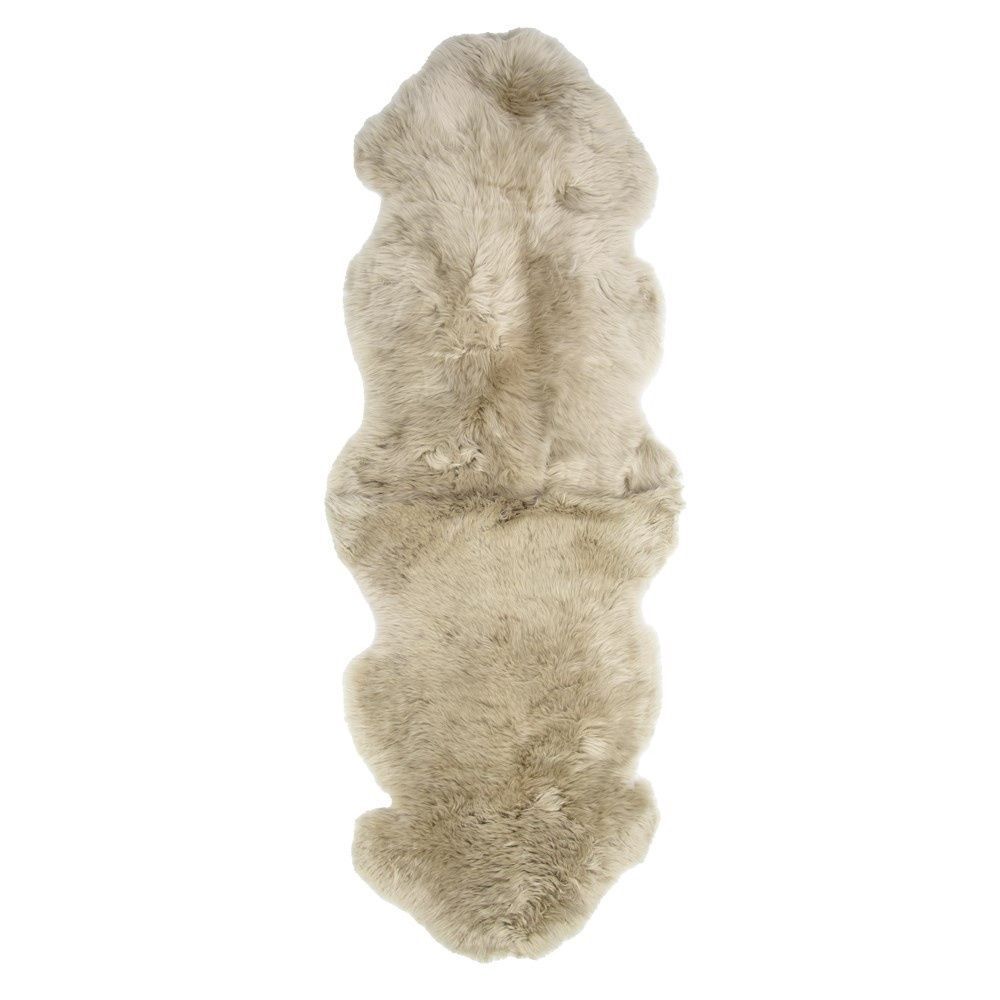 Hus | SHEEPSKINS & HIDES