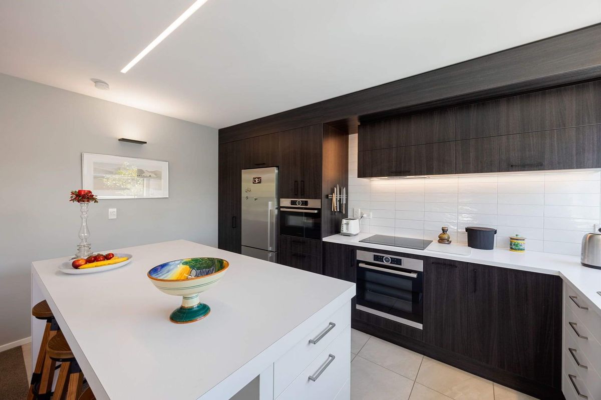 8 Jobe Road | terry ryan real estate