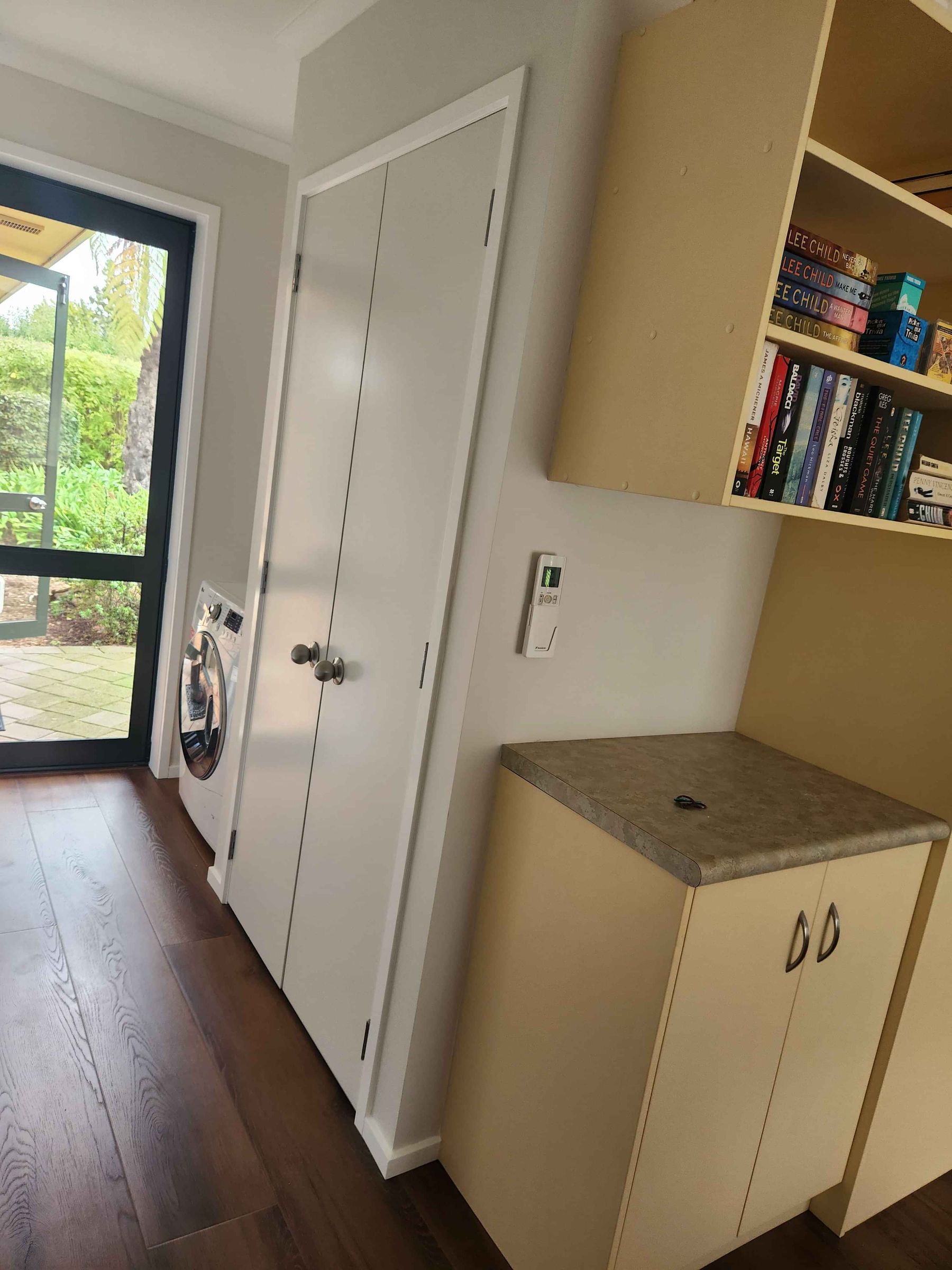 One Bedroom, Self-contained Apartment | karapiroaparment