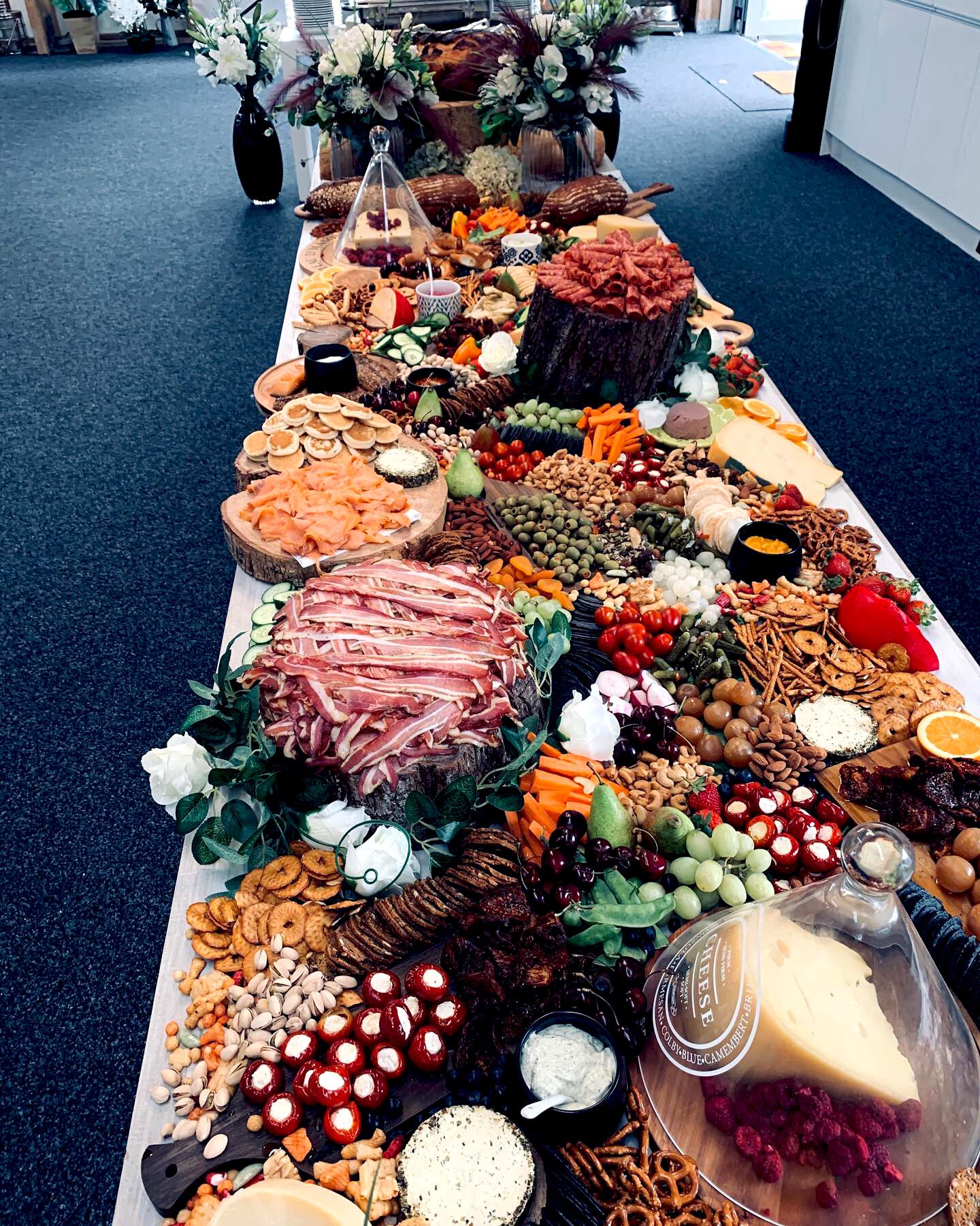 CHRISTMAS GRAZING TABLES, GRAZING TABLES | Platter NZ
