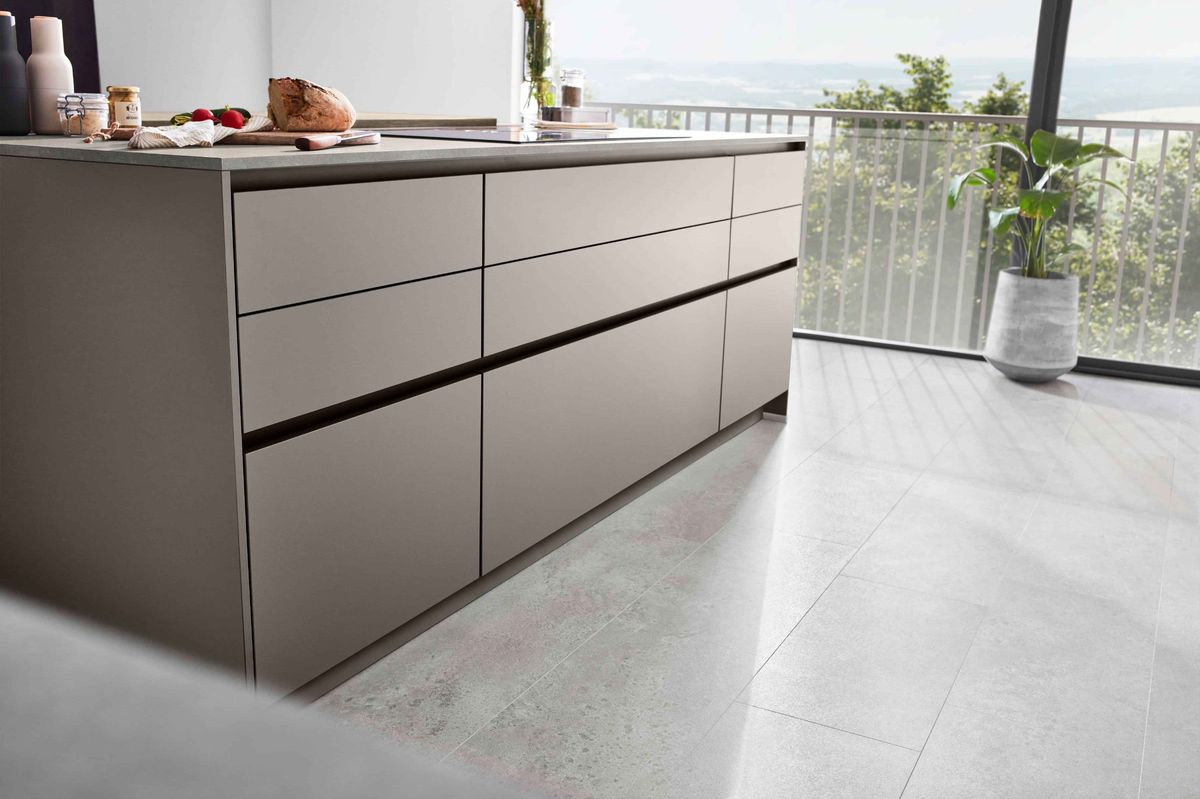Nobilia Riva Cabinets | Sophisticated, German-Engineered Finish | Kütchen