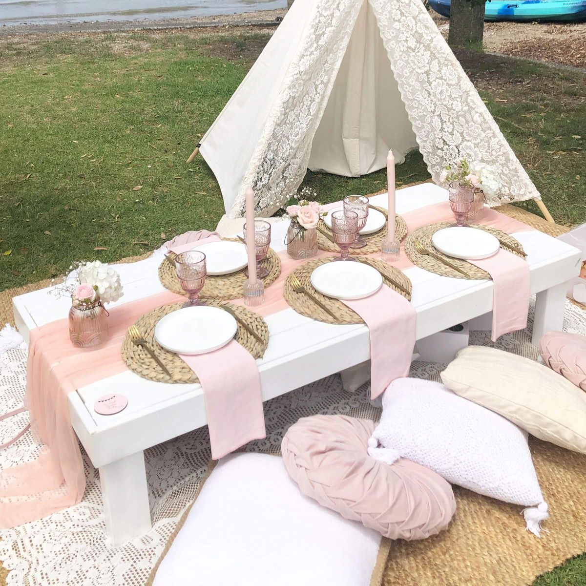 Contact Us | Confetti Co