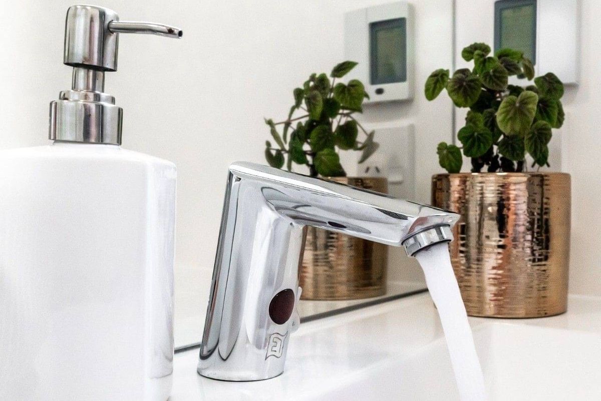 Sensor Taps and Hands Free Bathroom Technology|Enviro-Tech