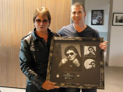 Eddie Low Singer, Musician, Performer and Entertainer. | Eddie Low