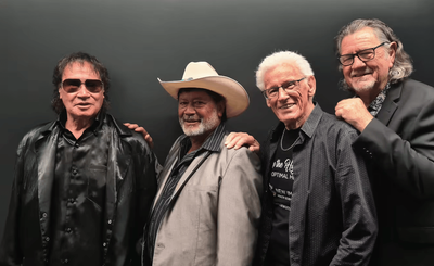 Eddie Low Singer, Musician, Performer and Entertainer. | Eddie Low