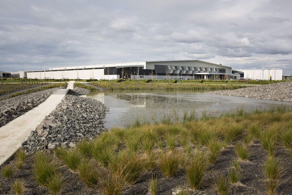 DHL | Eclipse Architecture