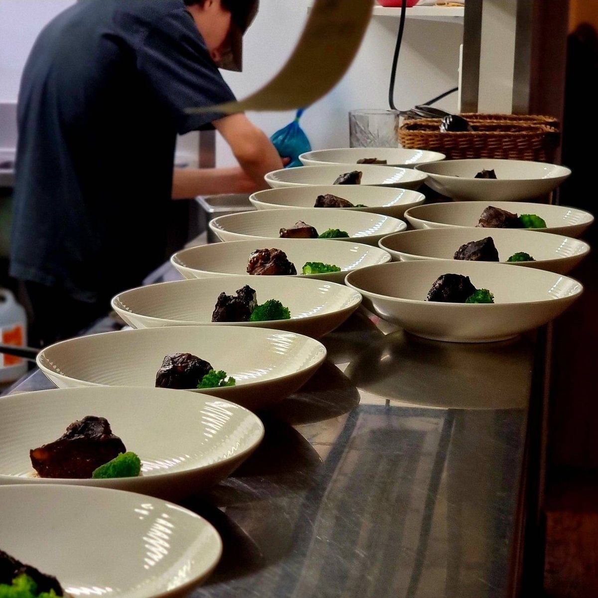 Eight Plates | Drinks & Plates Nelson, NZ