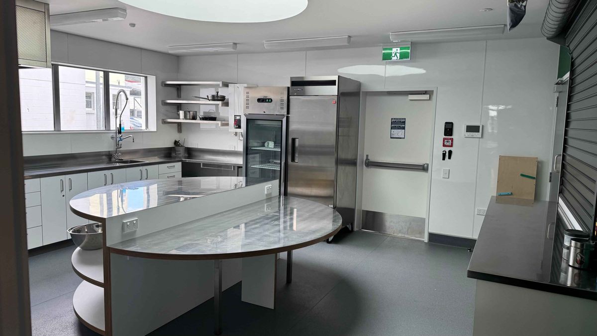 Kaauta / Commercial Kitchen | Team Naenae Trust