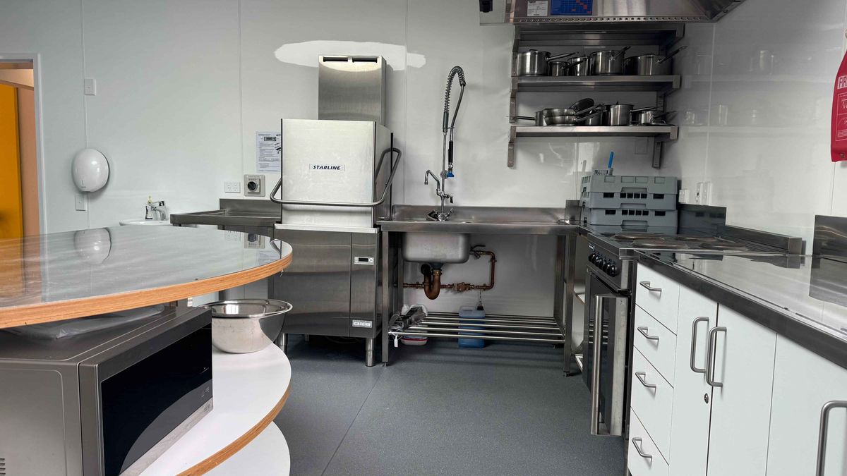 Kaauta / Commercial Kitchen | Team Naenae Trust