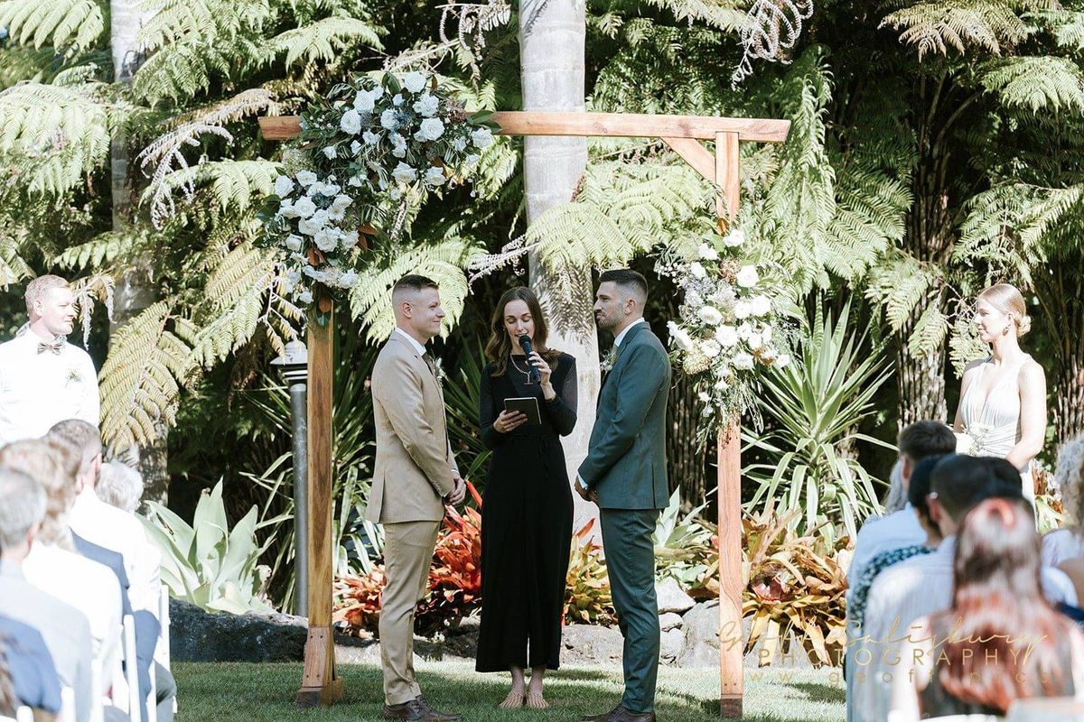 Real wedding - Caleb and Taylor | The Florist NZ