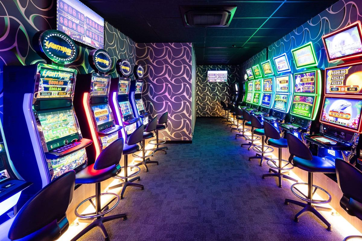 TAB & GAMING | Richmond Club, The Borough