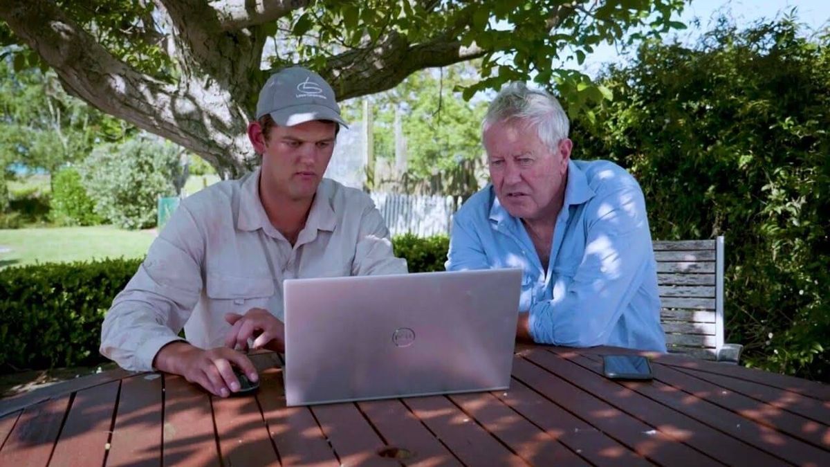 Case study | FARMAX | Meet our customers | Farmers