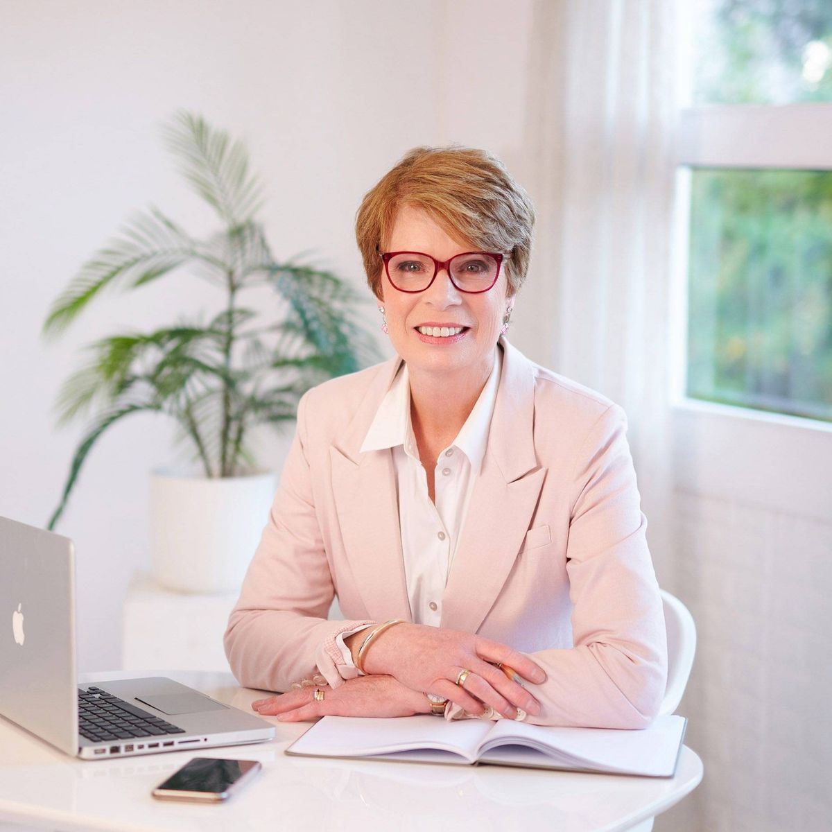 Office Outworkz Suzanne and John Teague | Office Outworkz