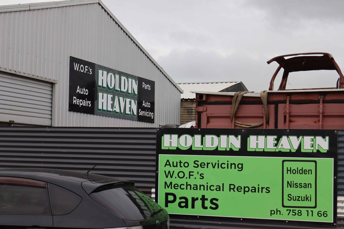 Contact Us - Holdin Heaven 2007 LTD | Haydyn Fox